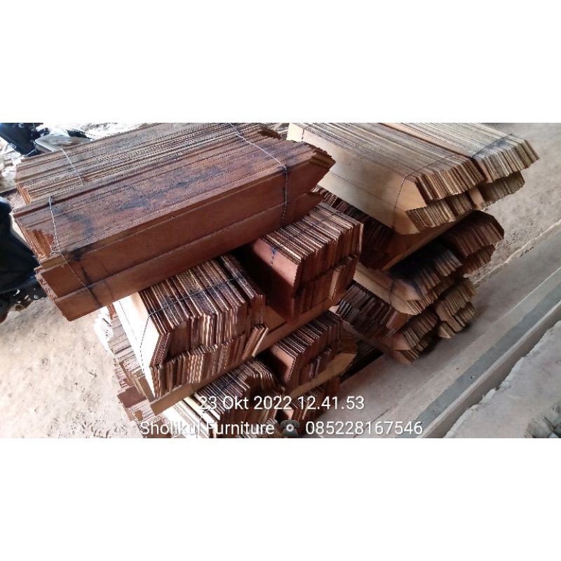 Jual jual atap sirap kayu ulin gazebo / rumah kayu | Shopee Indonesia