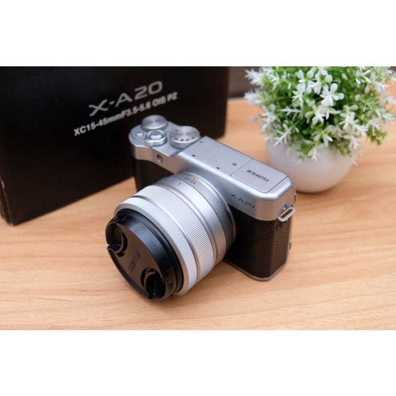 Jual KAMERA FUJIFILM XA 20 / XA-20 SIAP PAKAI GARANSI FUNGSI 100% ...
