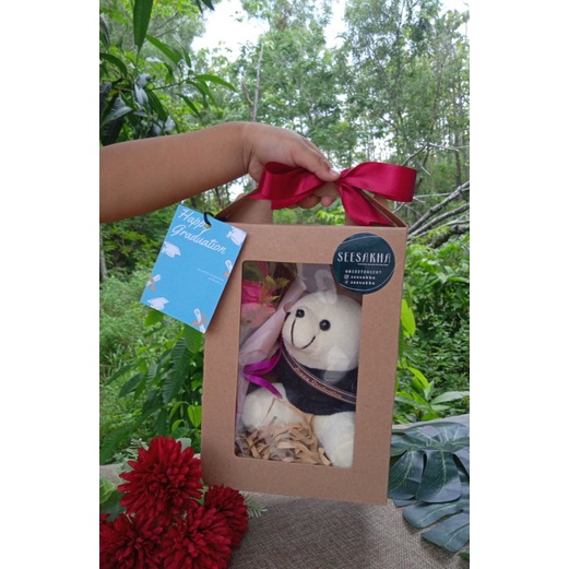 Jual hadiah wisuda/hadiah sidang/Box hadiah wisuda/hadiah sempro/hadiah ...