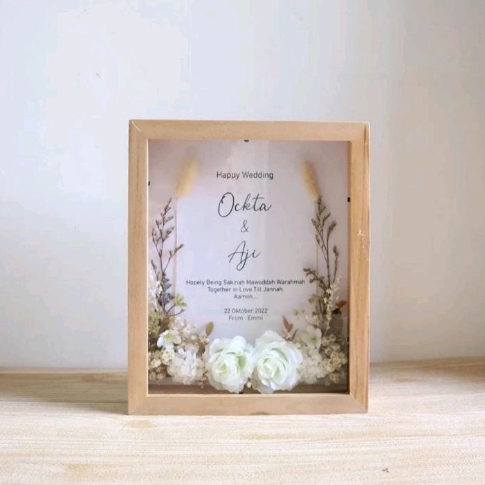 Jual KADO WISUDA/ANNIV/WEDDING FLOWER FRAME 20x25CM RUSTIC SERIES | Shopee Indonesia