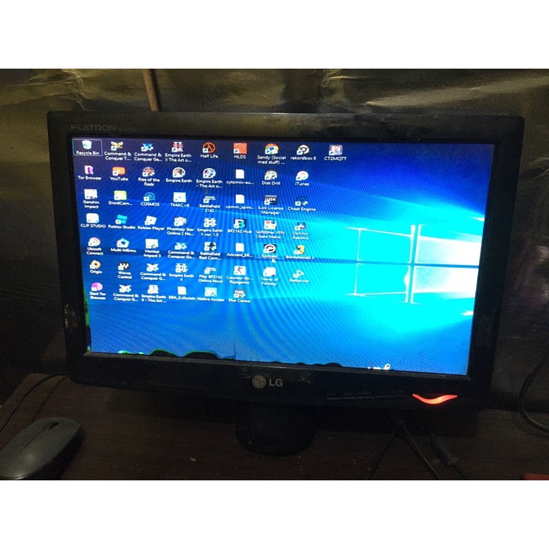 Jual Monitor LCD Bekas LG W1643s | Shopee Indonesia