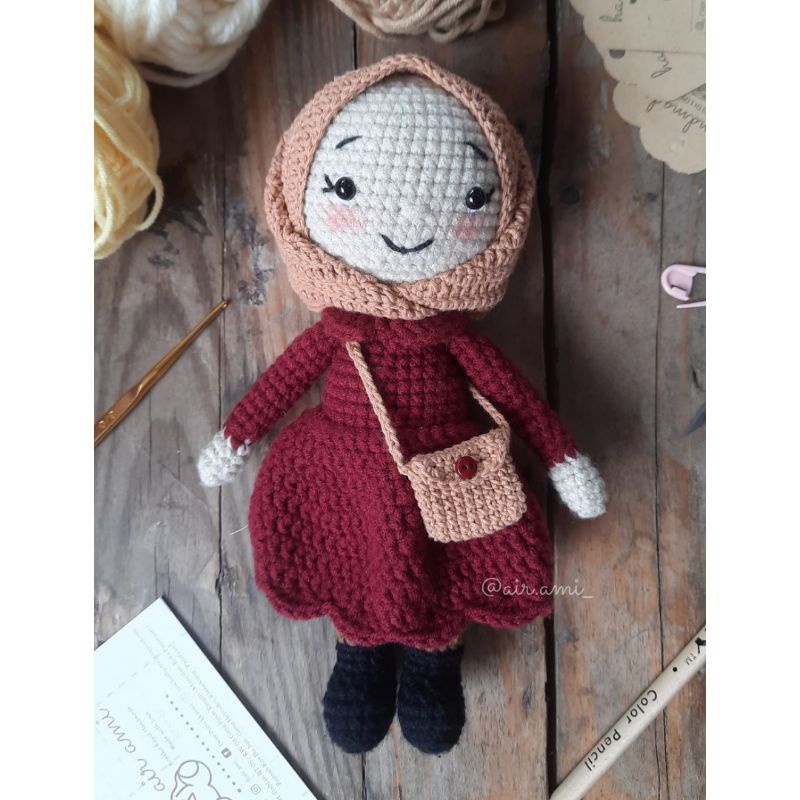 Jual Boneka Rajut Hijab size M 20cm with milk cotton yarn ( Hijab Doll ...