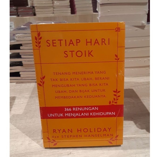 Jual Buku Setiap Hari Stoik Stoic 366 Renungan Untuk Menjalani ...