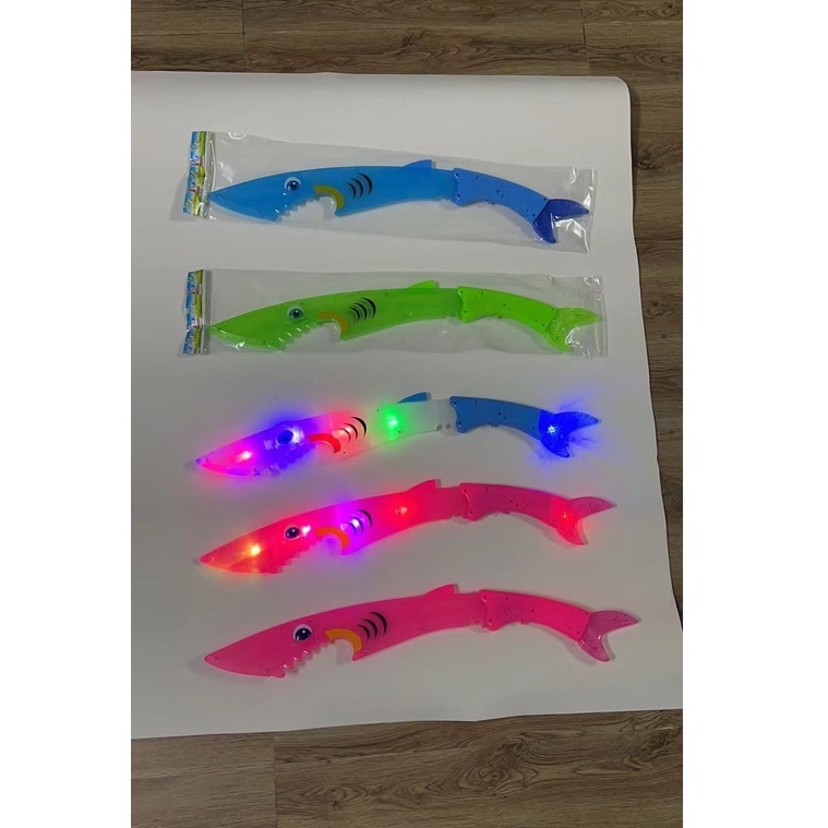 Jual Pedang Viral - Mainan Pedang Samurai Bentuk Hiu Shark Nyala Lampu ... Jual Pedang Viral - Mainan Pedang Samurai Bentuk Hiu Shark Nyala Lampu ...
