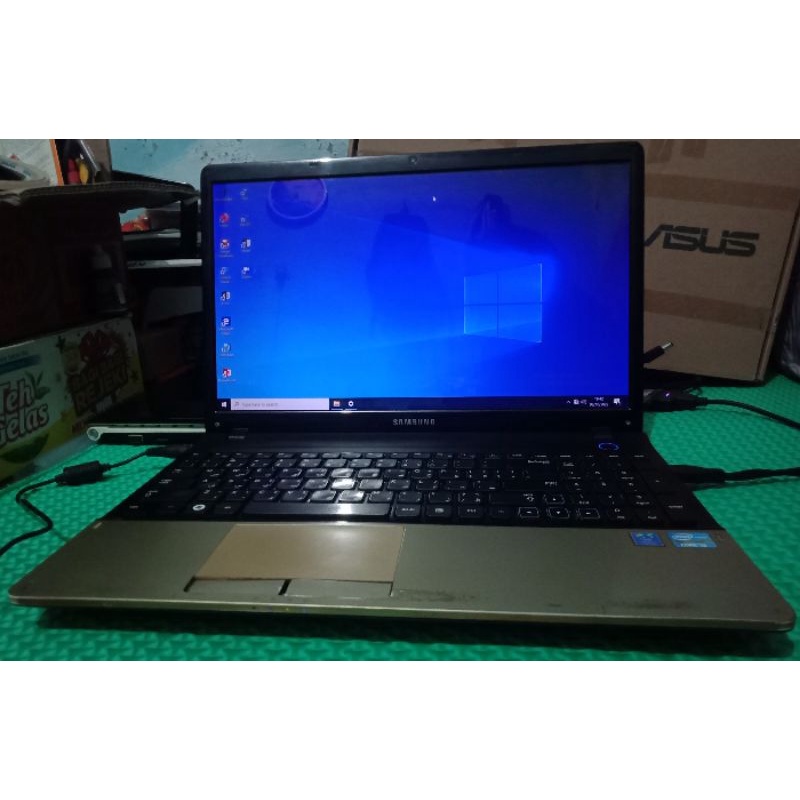 Jual Laptop Notebook Samsung core i3 widescreen dg Numeric keyboard ...