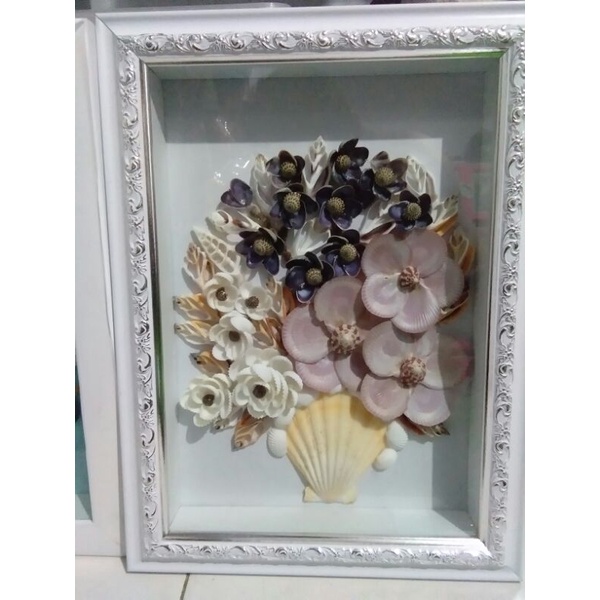 Jual kerajinan kolase kerang model bunga dengan bingkai | Shopee Indonesia