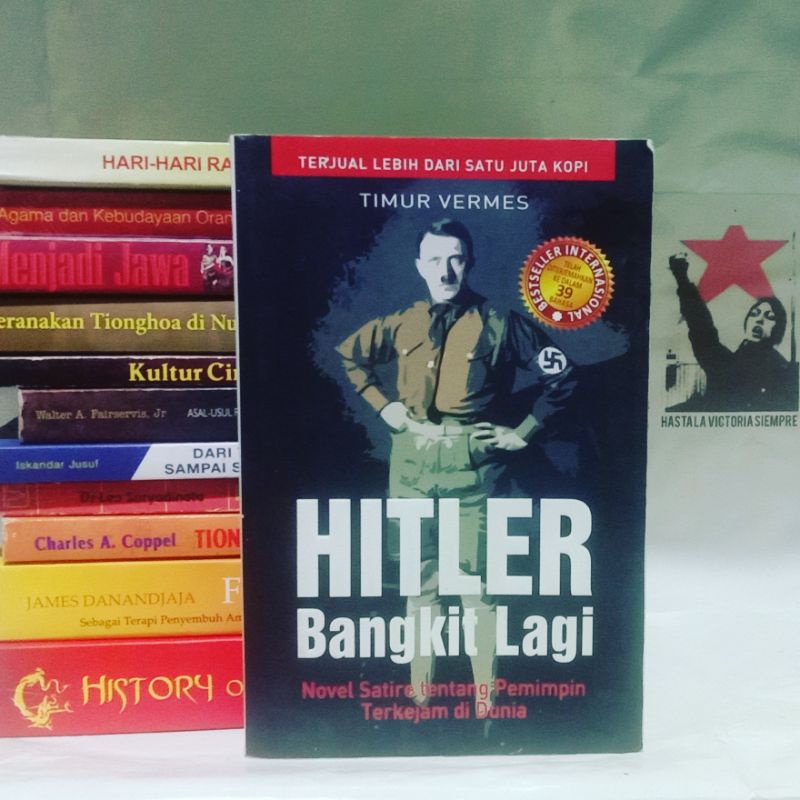 Jual Hitler Bangkit Lagi: Novel Satire tentang Pemimpin Terkejam di ...