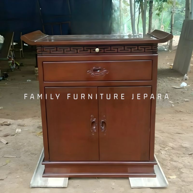 Jual meja altar meja sembahyang kayu jati 2 pintu | Shopee Indonesia