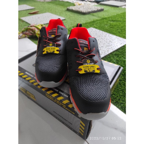 Jual sepatu safety jogger ligero orange original | Shopee Indonesia