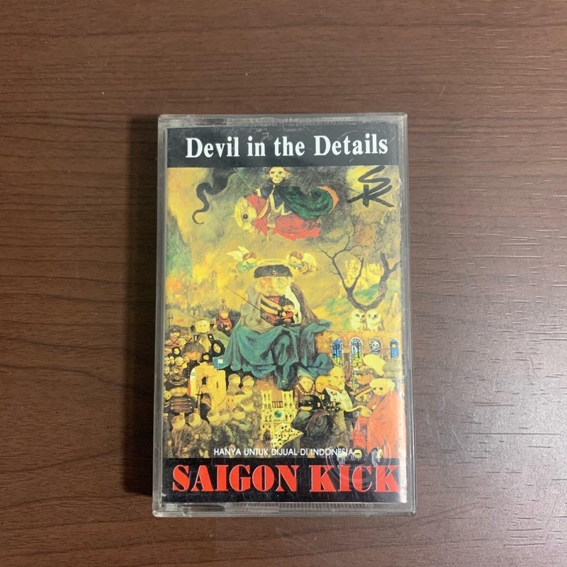 Jual Kaset Pita Saigon Kick Devil in The Details | Shopee Indonesia