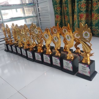 Jual Stiker Trophy, Stiker Piala, Stiker Cinderamata Custom | Shopee ...