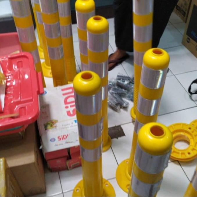 Jual Sale! Traffic Delineator,Kuning,Tiang Pembatas Jalan, Stick Cone ...