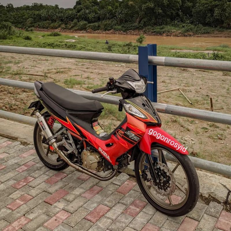 Jual visor smash Shogun 110 Shogun 125 anti pecah sudah ada perekatnya ...