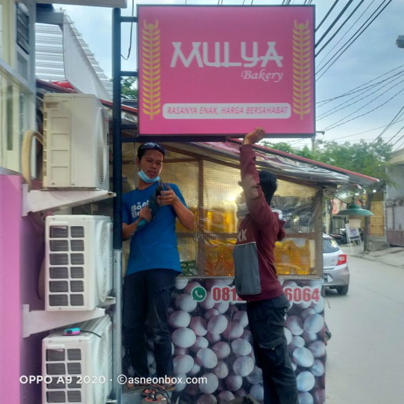 Jual Neon Box 100x50 + tiang 3m | Shopee Indonesia