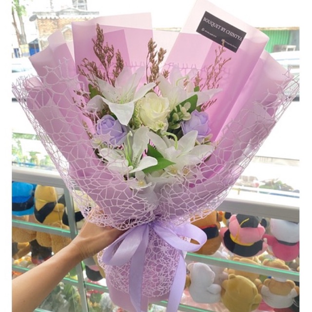 Jual BUCKET BUNGA LILY ARTIFICIAL HADIAH LAMARAN ANNIVERSARY VALENTINE ...