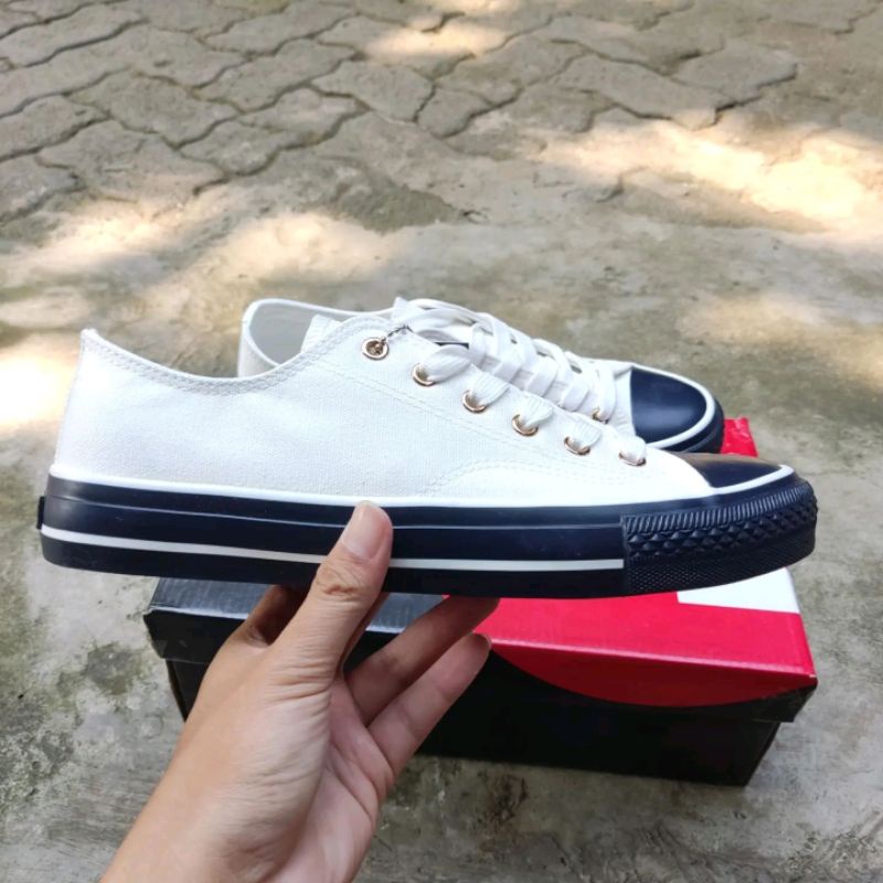 Jual Sepatu Sneakers Airwalk Ramon Putih Original BNIB | Shopee Indonesia