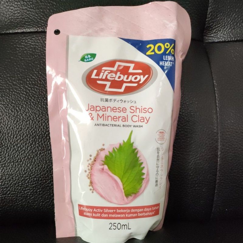 Jual LIFEBUOY Sabun Mandi Cair Antibakteri Shiso & Mineral Pouch 250ml ...