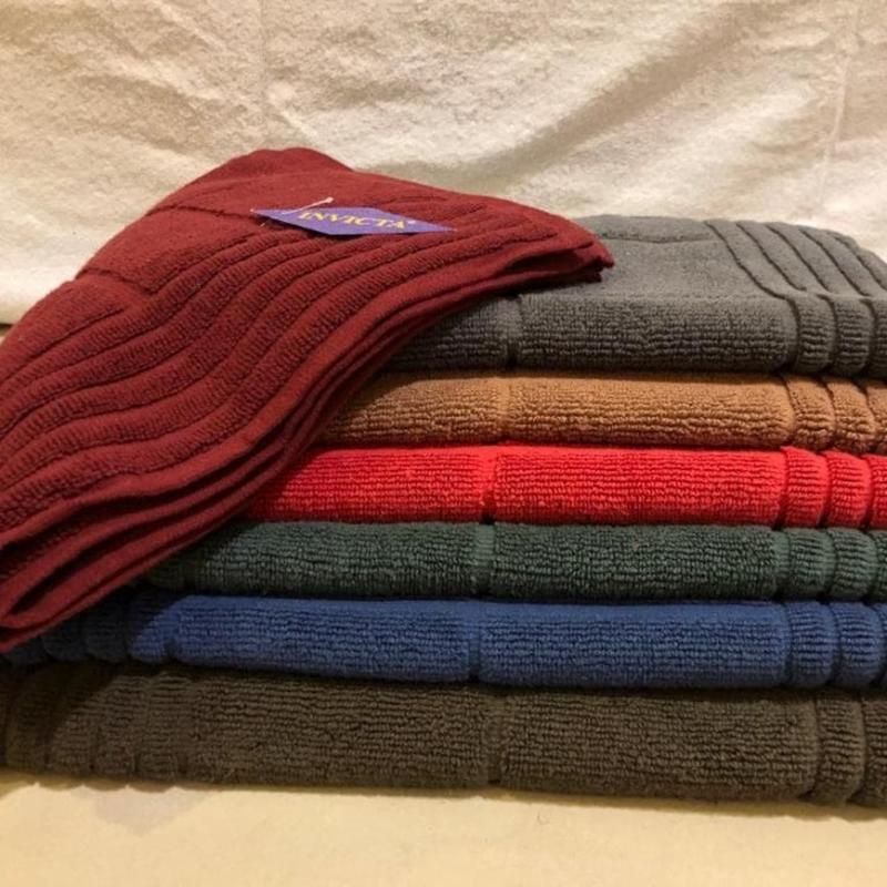 Jual Keset Kaki Handuk Oval Menyerap Tebal Kamar Tidur P2Q6 Polkadot ...