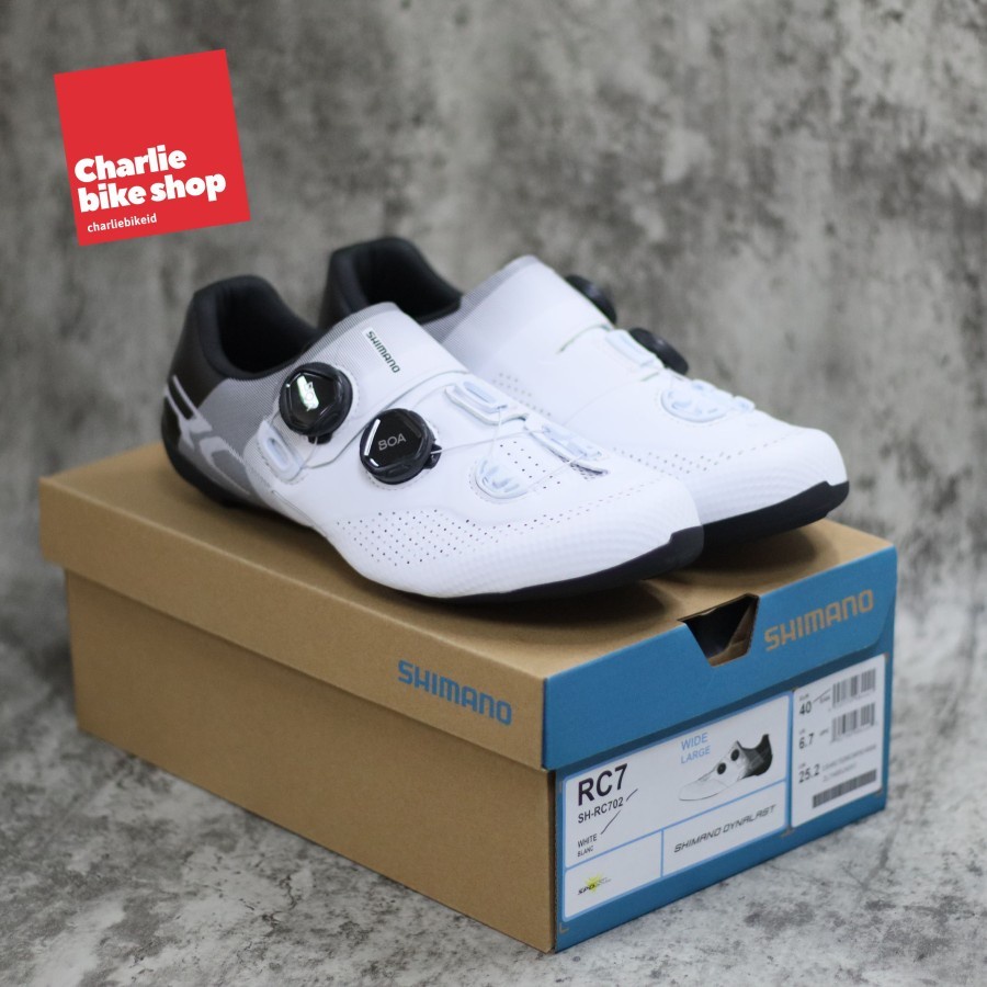 Jual Sepatu Cleat Roadbike Shimano RC702 White NEW Series - Reguler Fit ...