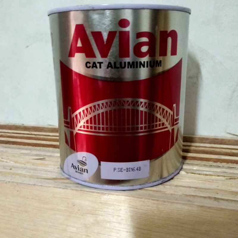 Jual Cat Kayu Besi Avian warna silver 0,75 Ltr | Shopee Indonesia