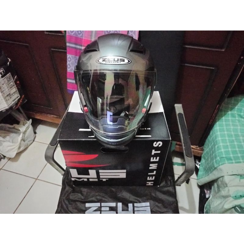 Jual Helm Fullface DOUBLE VISOR MODULAR Zeus Zs611C/ Zs 611C TITANIUM GLOSY | Shopee Indonesia