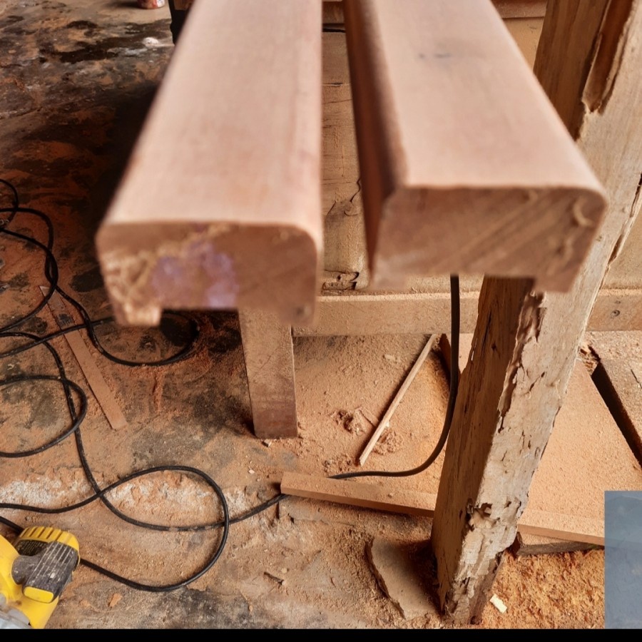 Jual Railing tangga Pegangan tangga kayu Meranti ukuran 4 x 6 x 1 meter ...