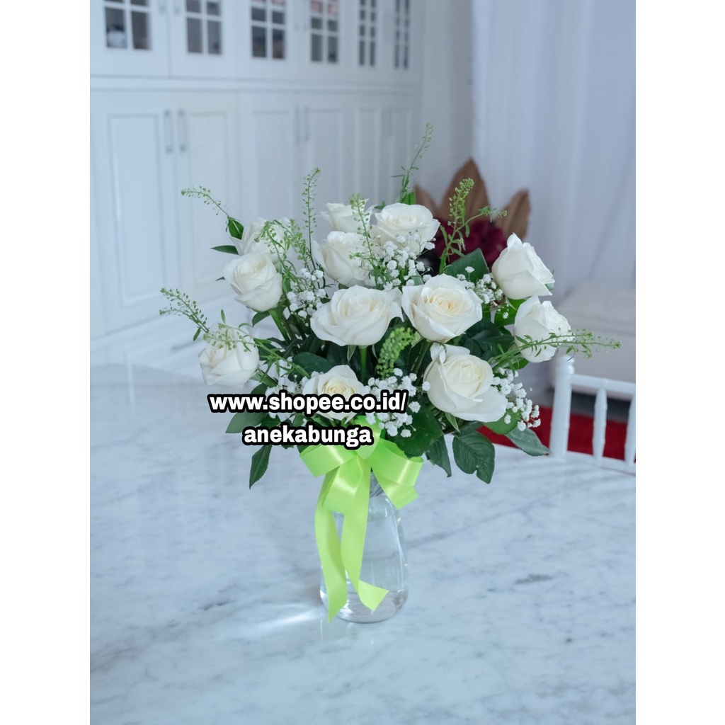 Jual Rangkaian Bunga Hias Asli Pot Kaca Vas Gelas Glass Vase Hiasan ...