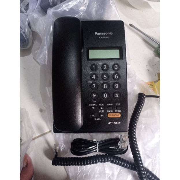 Jual PESAWAT TELPON PANASONIC KX-T7705 HITAM SECOND SPESIAL CALLER ID ...
