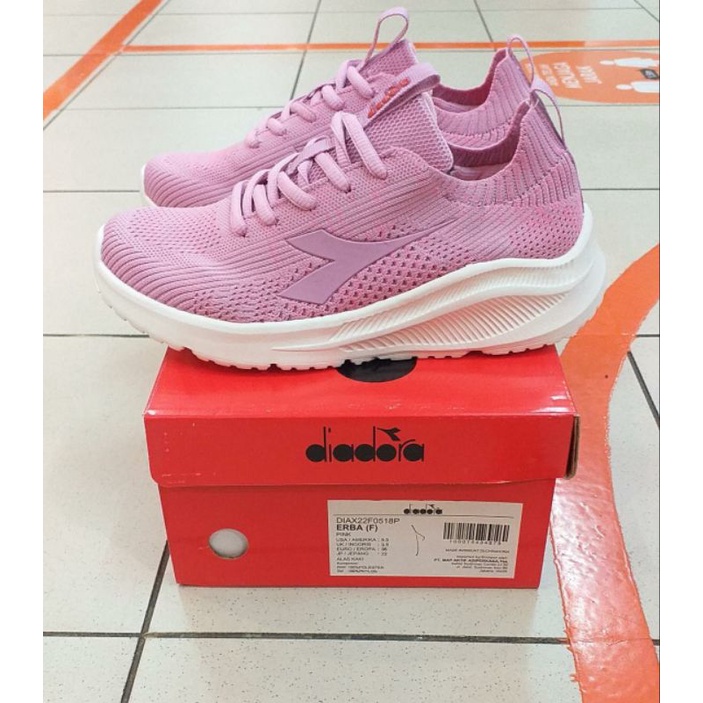 Jual Diadora women original | Shopee Indonesia