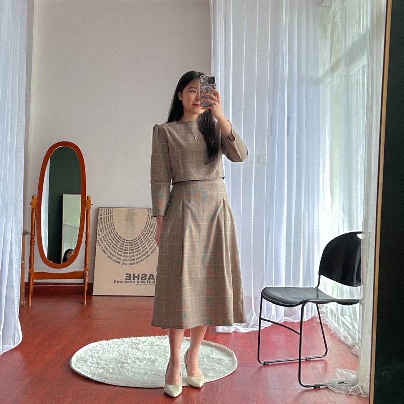 Jual KANON - Chaebol Set - Set Dress Blouse dan Rok vintage british ...
