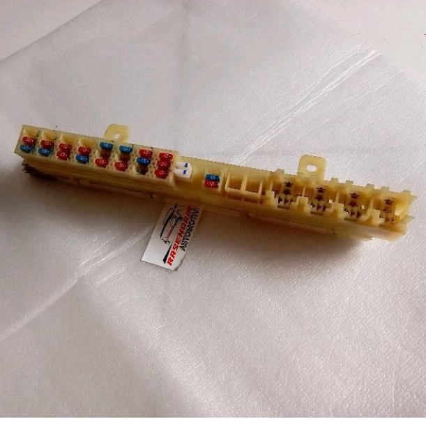 Jual Box fuse sekring Isuzu ELF New NHR NKR Turbo original | Shopee ...