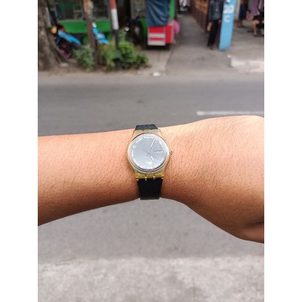 Jual jam tangan Swatch original | Shopee Indonesia