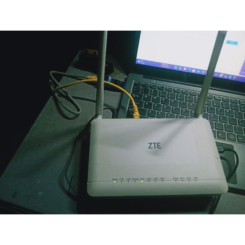 Jual router ZTE f670L dual band 5G | Shopee Indonesia