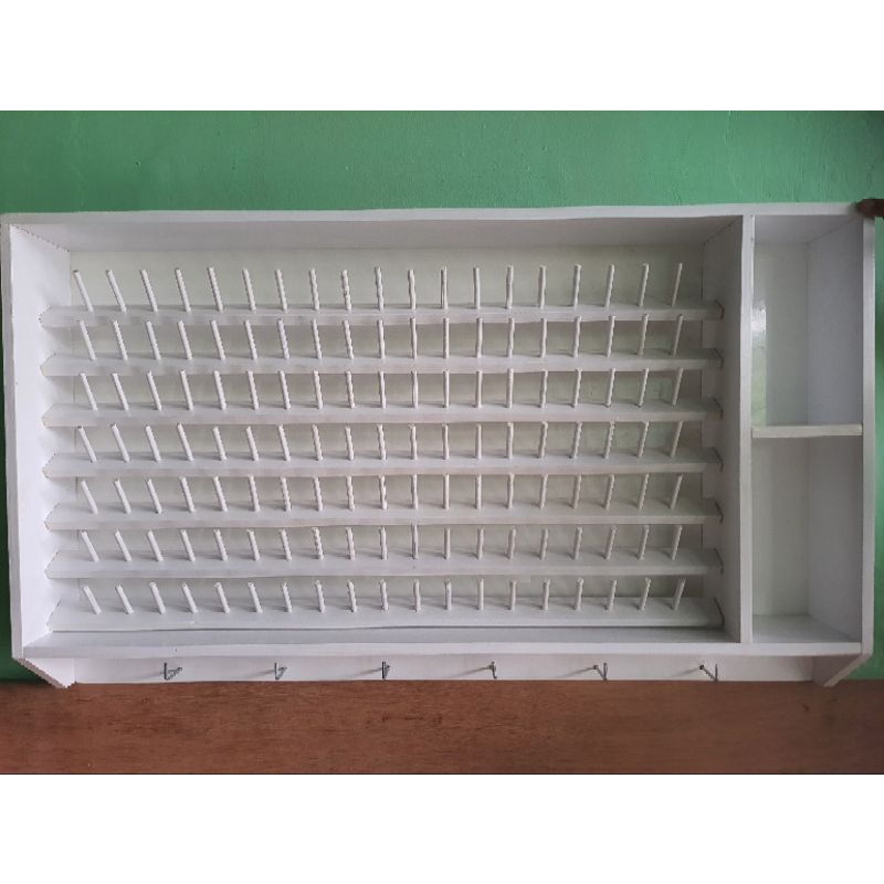 Jual Rak Benang kekinian dgn gantungan dan rak serbaguna isi 133 benang ...