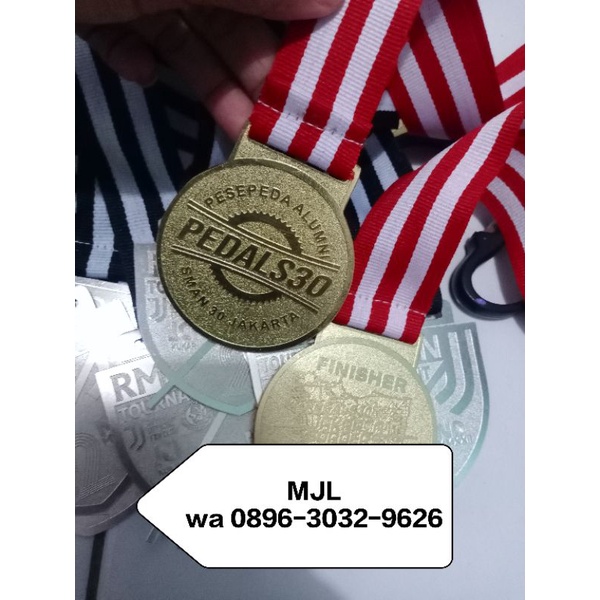 Jual medali custom/medali wisuda/medali emas perak perunggu/medali event kejuaraan | Shopee ...
