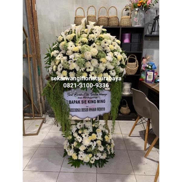 Jual karangan bunga duka cita surabaya / standing duka cita / rangkaian ...