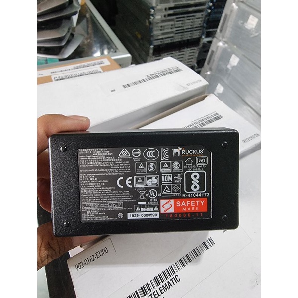 Jual RUCKUS Gigabit POE Injector Power Over Ethernet Adapter 48V 0,5A ...