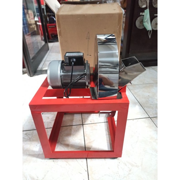 Jual Mesin Pencacah Daun Pandan/Rumput Cover Stainless steel | Shopee ...