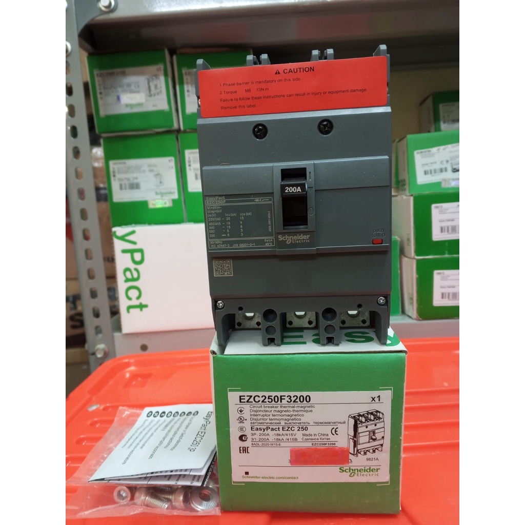 Jual MCCB NFB SCHNEIDER 18KA EZC250F 3P 200A EZC250F3200 | Shopee Indonesia