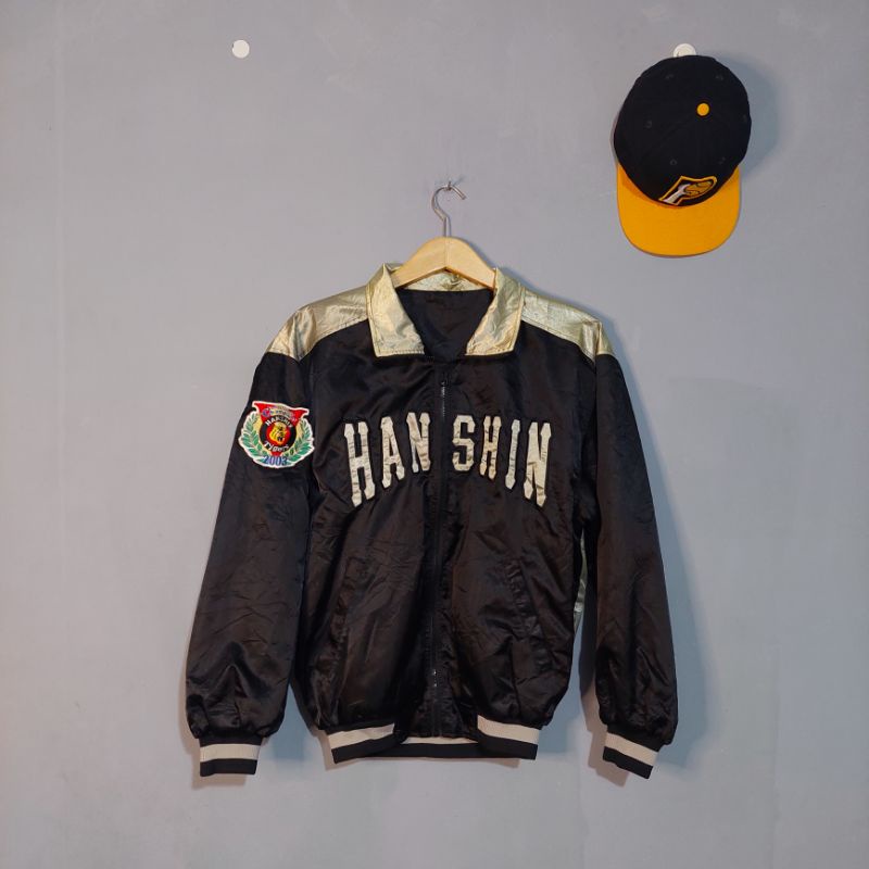 Jual HANSHIN TIGERS REVERSIBLE JACKET | Shopee Indonesia