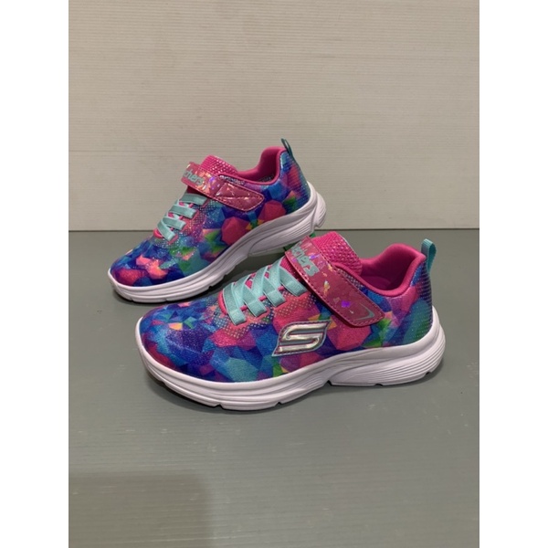 Jual Sepatu SKECHERS Perempuan Terbaru 31 Original Made in Indonesia ...