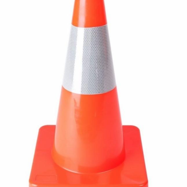 Jual Traffic Cone tinggi 45 cm Bahan Rubber Trafic Cone 45cm | Shopee ...