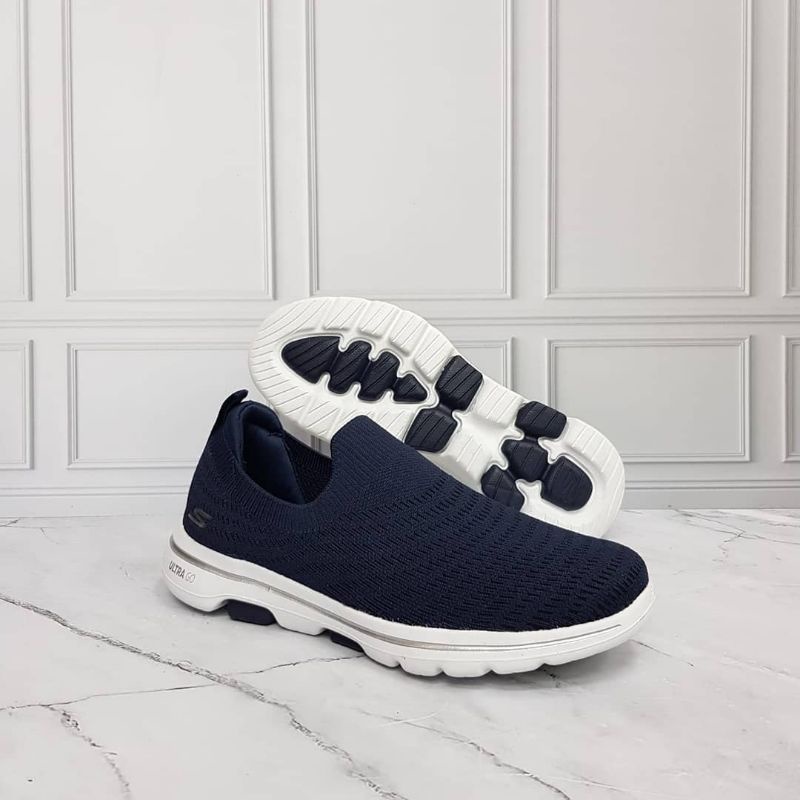 Jual Sepatu sketcher sketcher gowalk 5 stretch // sepatu sketcher ...