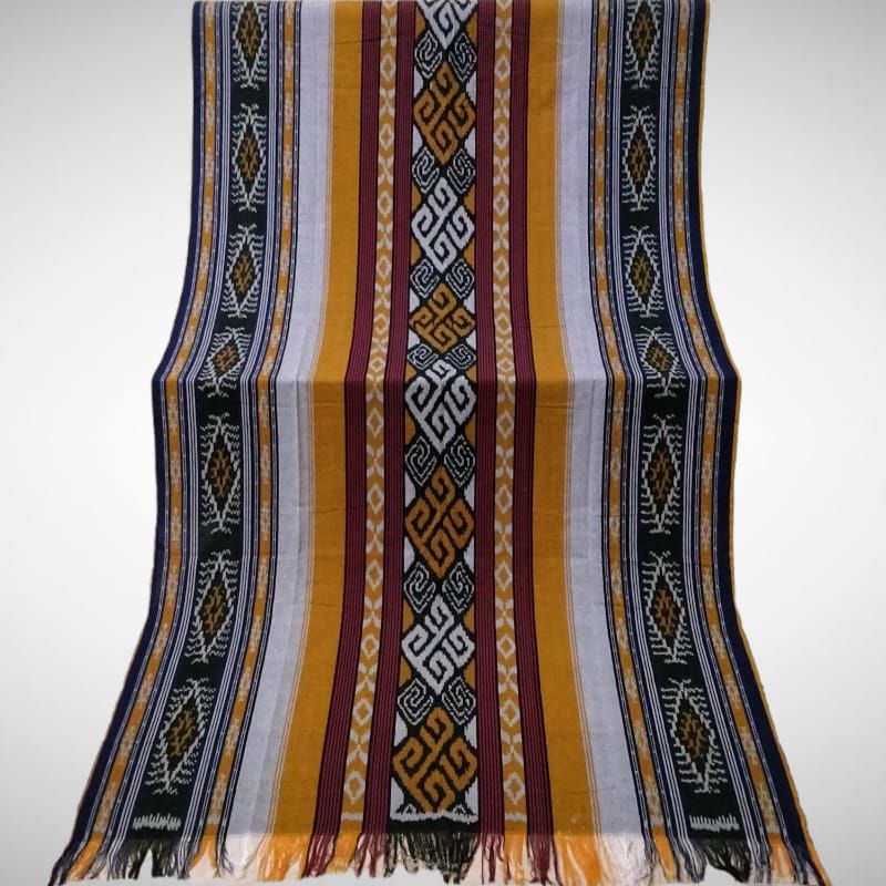 Jual Kain Tenun Blanket Kain Tenun Etnik Toraja Kombinasi Warna Kuning ...