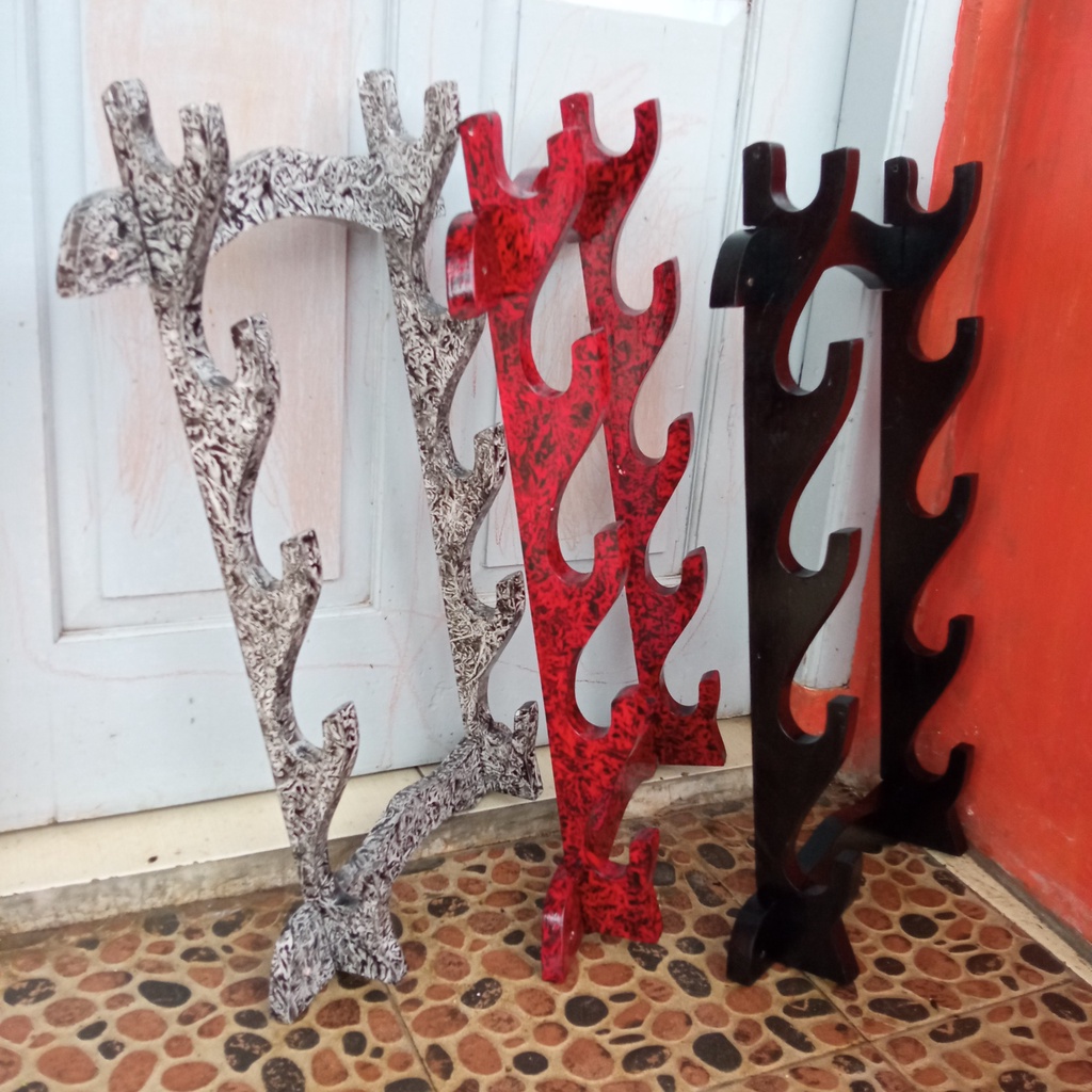 Jual Dudukan/Rak/Stand Golok & Pedang 5 Tahap Varian Warna Untuk ...