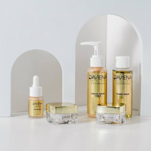 Jual PAKET DAVIENA GOLD SERIES BY DAVIENA SKINCARE | Shopee Indonesia
