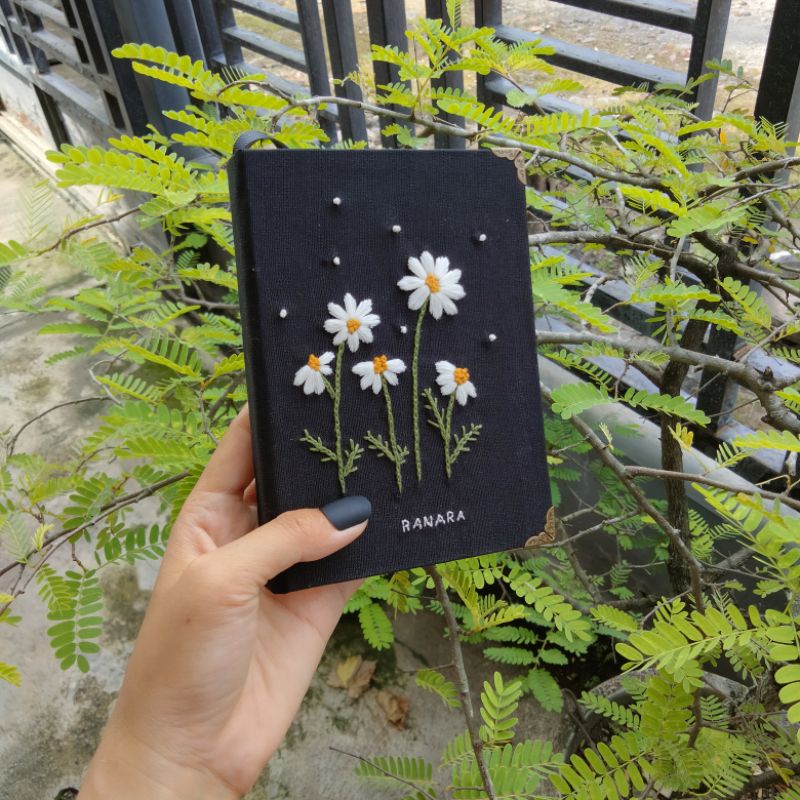 Jual Dusty daisy / Notebook vintage / journal kain / notebook retro ...