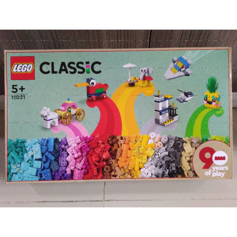 Jual Lego Classic 11021 90 years of play building kit (1100 pieces ...