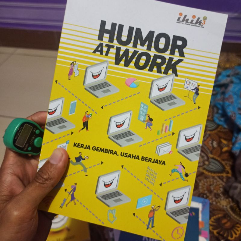 Jual Buku Humor At Work Kang Maman Suherman DKK (Tanda Tangan Penulis ...