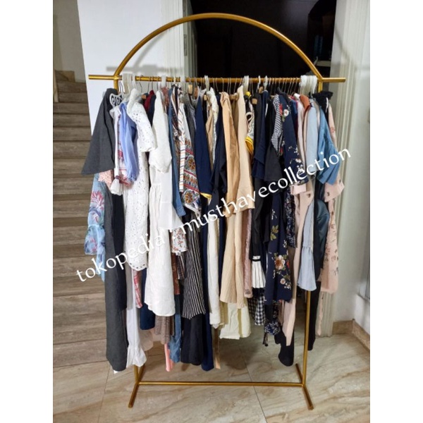 Jual GAWANG BAJU OVAL 2 TINGKAT EMAS GOLD ATASAN CUSTOM 1,5 METER ...